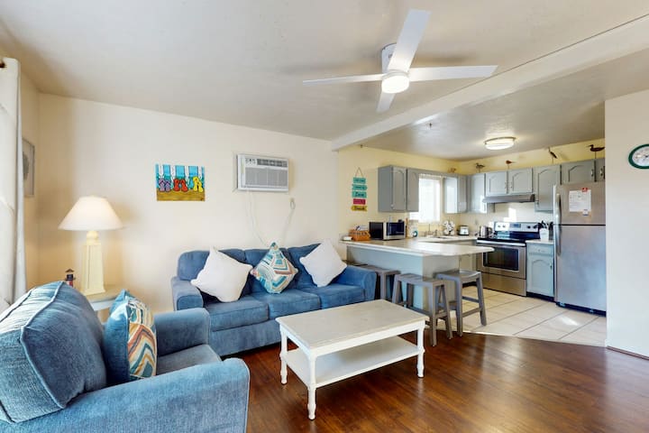 1br 2nd-floor | Balcony | Pool | - Fenwick Island, DE