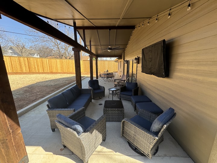 New Remodeled Home Haus Of Blues 3 King Beds - Arlington, TX