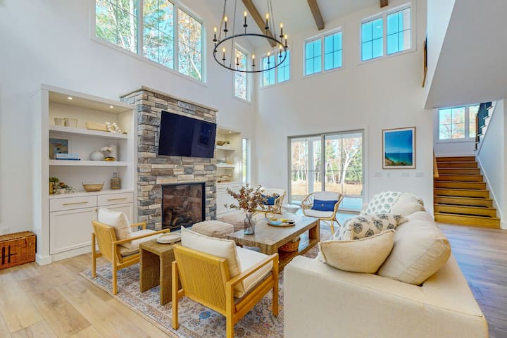 Stunning 5br | Grill | Patio | Firepit |Near Lakes - Glen Arbor, MI