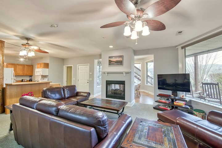 Relaxing 3br | Pool | Fireplace | Patio - Lake Junaluska, NC