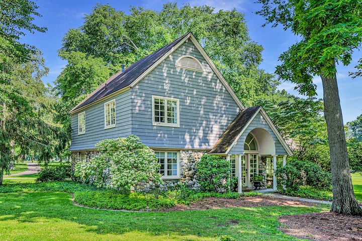 Professionally Designed 4br Golf Course View - Lake Michigan Beach, MI