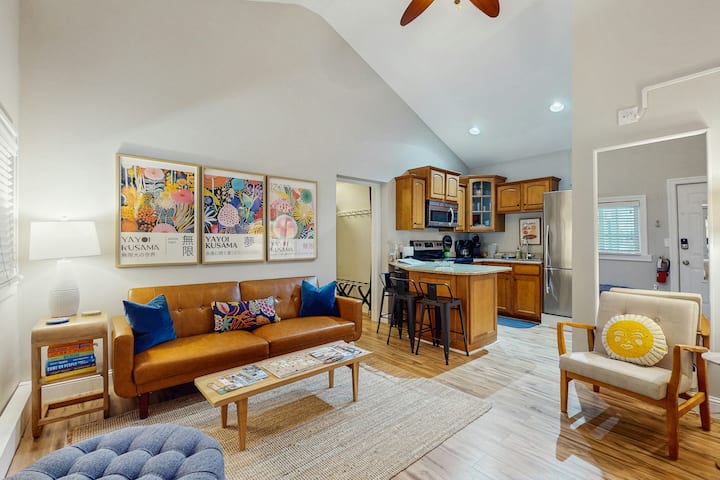 1br Ground-floor Retreat With Full Kitchen, Patio - Saugatuck, MI