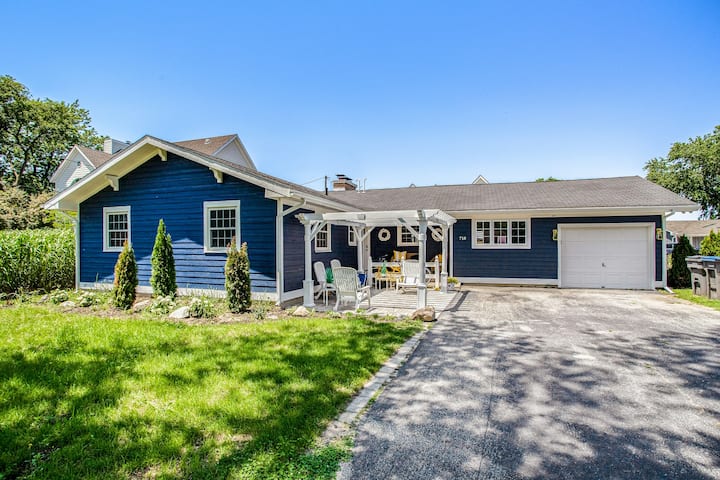 Remodeled 4br Dog Friendly | Patio | Firepit - New Buffalo, MI