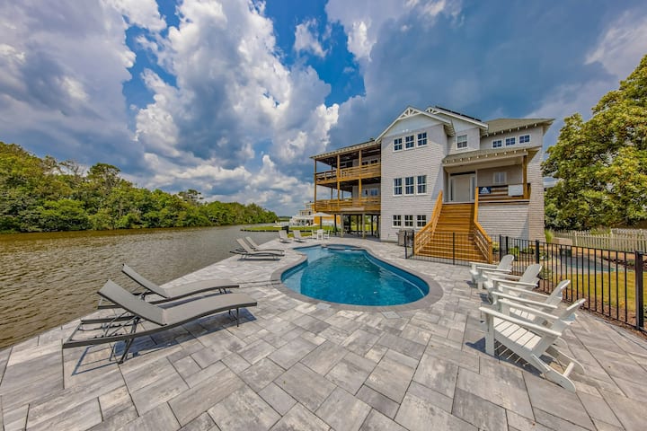 Walk To Beach 3br Bayview | Private Pool | Dock - Sandbridge Beach, VA