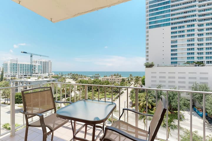 Stunning 1br Oceanview | Balcony - Fort Lauderdale, FL