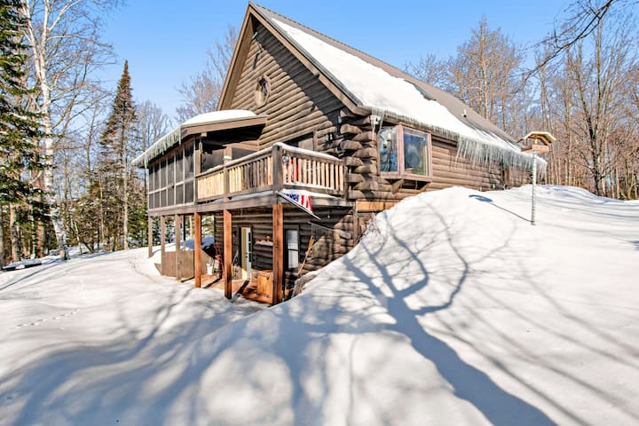 Fun 4br Lakefront Dog Friendly | Dock - Presque Isle, WI
