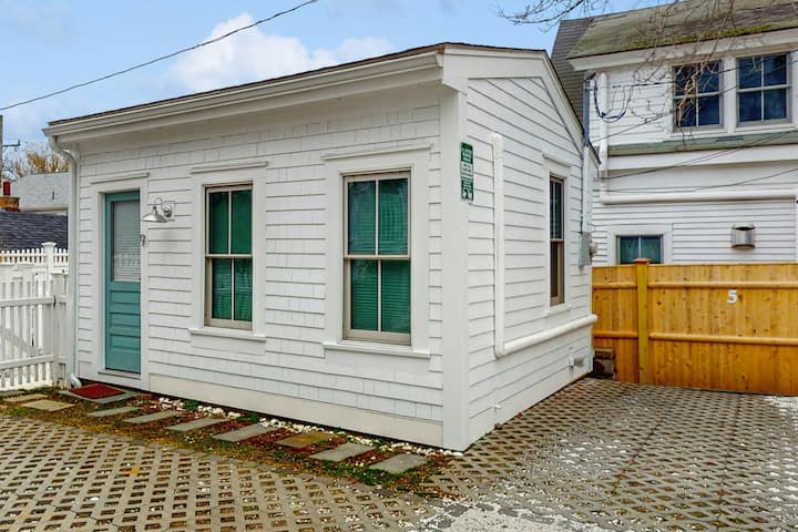 Downtown | Walk To Beach Studio | Washer/dryer - Provincetown, MA