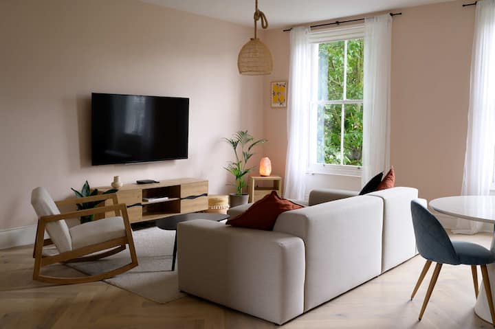 Classic Townhouse Nr Chelsea Football Stadium - Belgravia - London