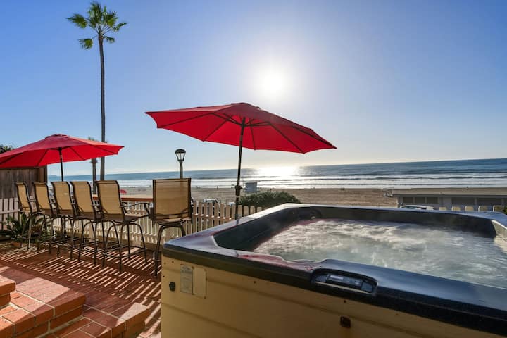 Oceanfront Big House W/ Hot Tub I Patio & Parking - El Segundo, CA