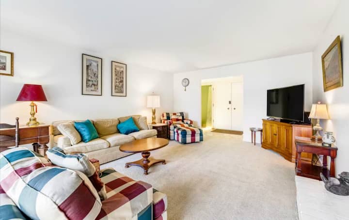 Pebble Beach-near Beach And Golf-cute And Cozy. - Monterey, CA