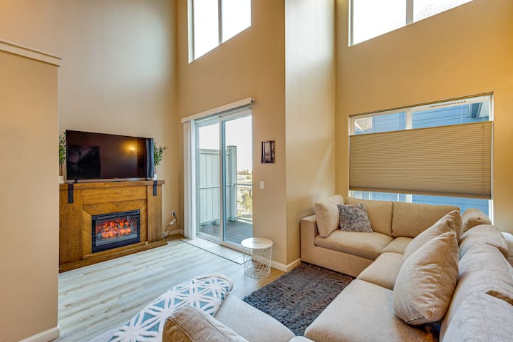 4 Mi To Dtwn, Commuter-friendly Apt In Tacoma - Tacoma, WA