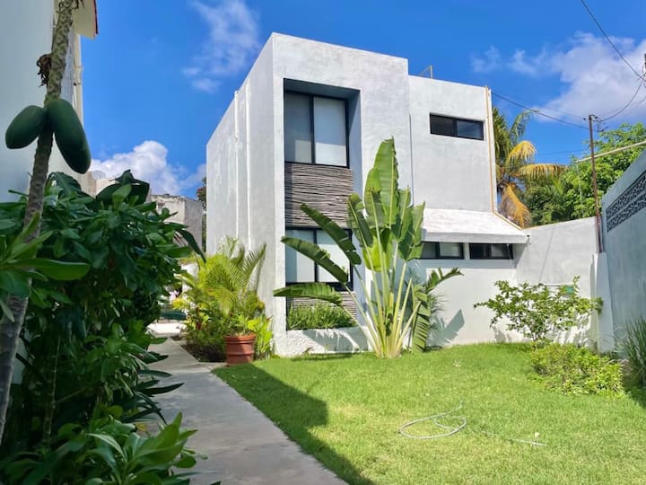 Downtown Cancún Garden Studio · Wifi & A/c - Cancún