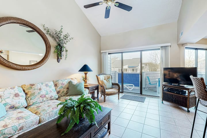 House Steps From 3br | Pool | Balcony | Tennis - Fenwick Island, DE