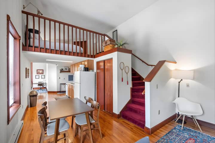 Downtown Madison Apartment: Stylish 1br With Balco - Madison, WI