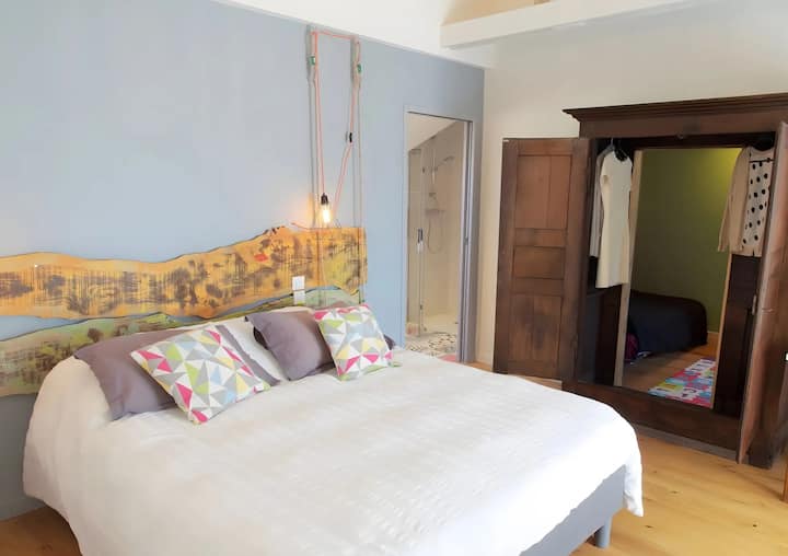 La Porte Des Secrets Les Hortensias - Josselin