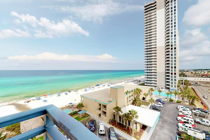 Amazing 1br Oceanfront | Balcony | Pool | Hot Tub - Panama City Beach, FL