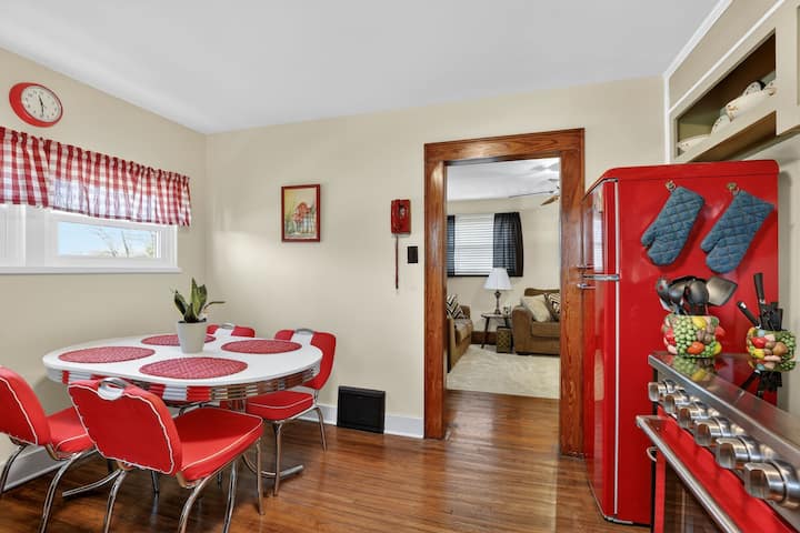 Vintage Home Near Casino, Speedway And Music Sites - Bristol, TN