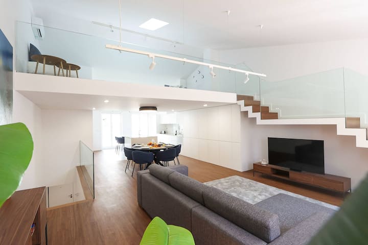 Décimus Lodge | Premium Town Center Stay - Ponte de Lima