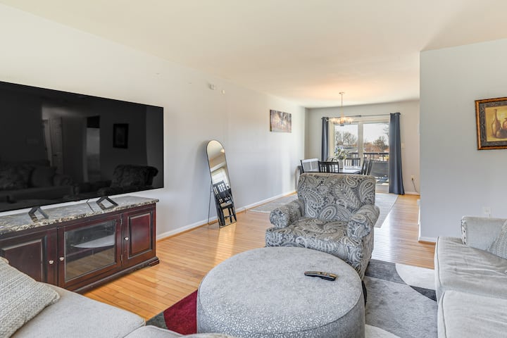 Pet-friendly Yard! Cozy Family Home In Dc Suburbs - Waldorf, MD