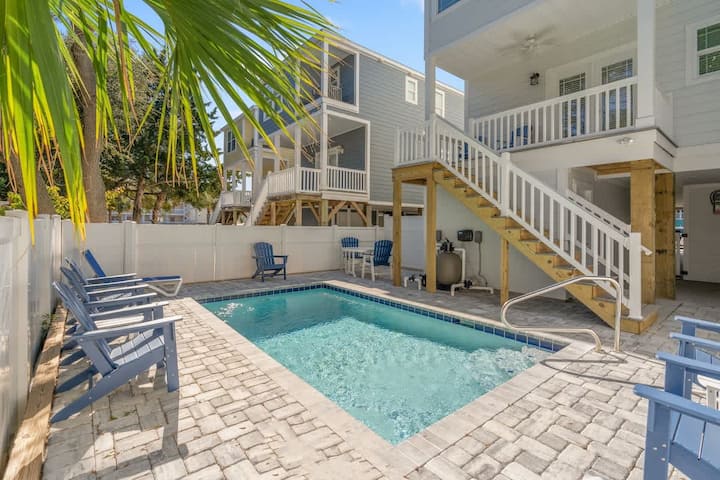 New Build- Sleeps 18, Pool, Steps To Beach (B) - Surfside Beach, SC