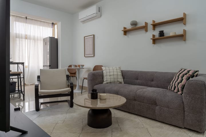 1br Near Beach In Neapolis, Limassol - Limasol