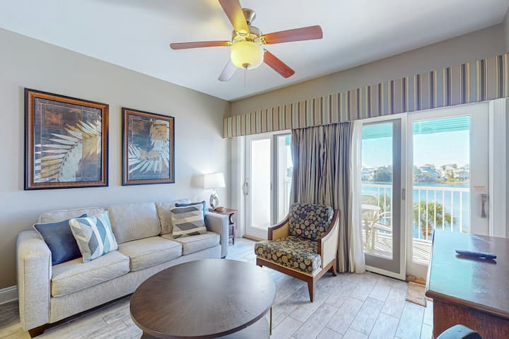 Gorgeous Studio Lakefront | Balcony | Pool - Laguna Beach