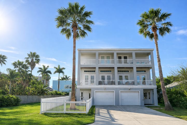 4 Min Walk To The Beach Or Entertainment District! - South Padre Island