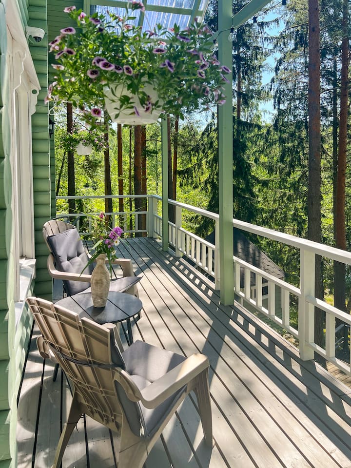 Villa Käpylä | Charming Lakeside Cabin With Sauna - Urjala