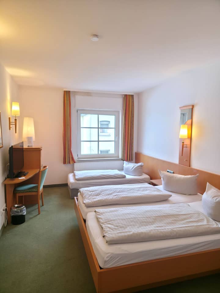 Triple-standard-salle De Bain Privée - Bitburg