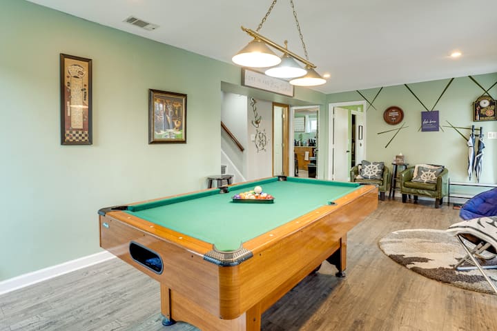 Family Home W/ Lake Of The Woods Community Perks! - Lake of the Woods, VA