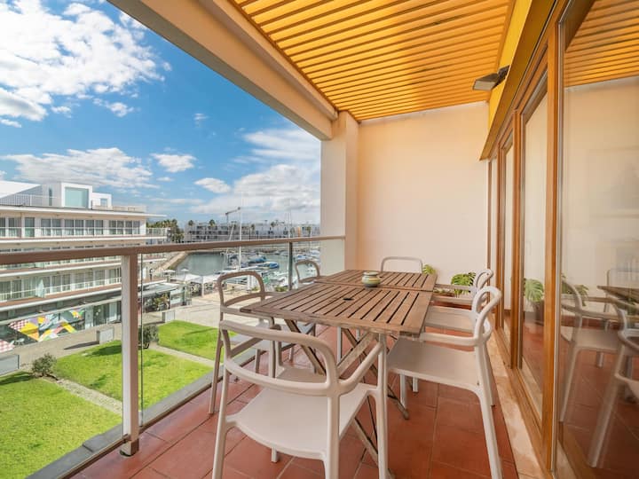 Top-floor Apartment With Marina Views - Lagos