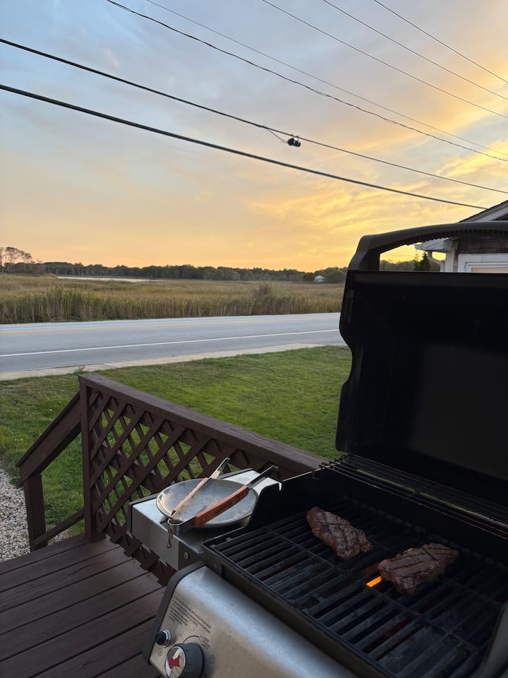 High Street Hideaway - Hampton, NH