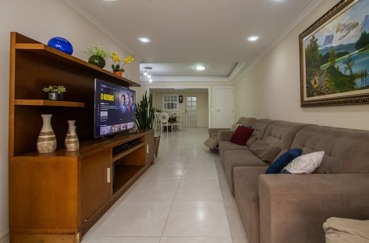Dns12 - Quadra Mar, 3 Dorm, Varanda, Amplo - Balneário Camboriú