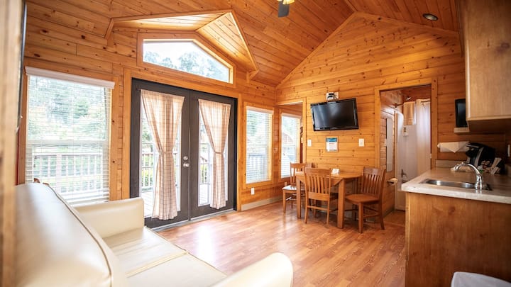 Cabin With Pool Access - Walk To La Selva Beach - Monterey Bay, CA