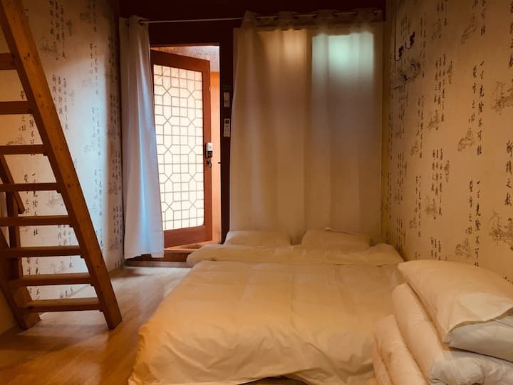 #한옥마을 #경기전 #풍남문 지 3인실 - Jeonju-si