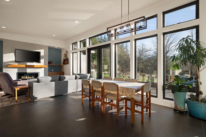 Bellingham Adventure Home: Near Trails & Town - Bellingham, WA