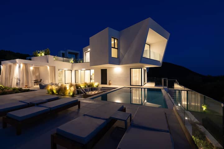 Syvana Exquisite Villas With 6 Bedrooms - Kavos