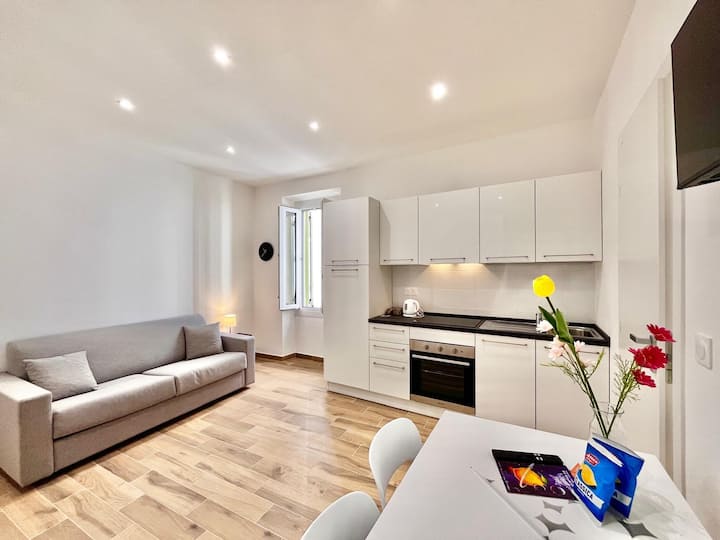 Studio Cosy Au Cœur De Menton – Tout à Pied - Plage du Borrigo (Menton)