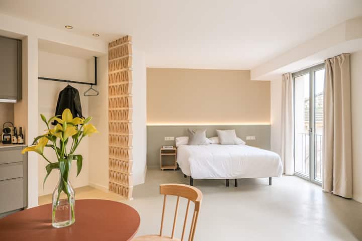 Hopsters Boutique Suites - Suite Portalet - Banyoles