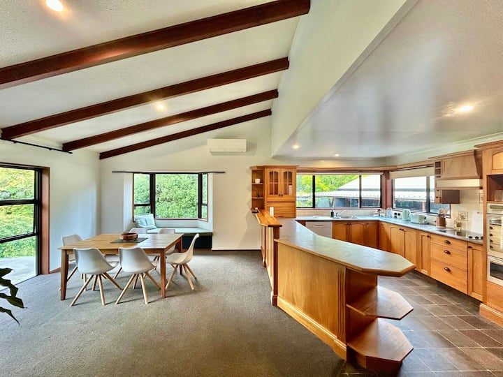 Magnificent Kimbell Lodge (3 Bedrooms) - Fairlie