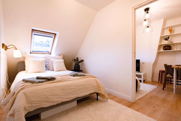 Peaceful Flat Martyrs For 5 Guests - Paris