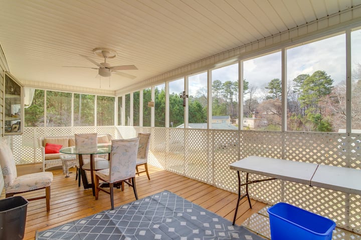 Suwanee Apt W/ Pet-friendly Yard, Walk To Park! - Suwanee, GA