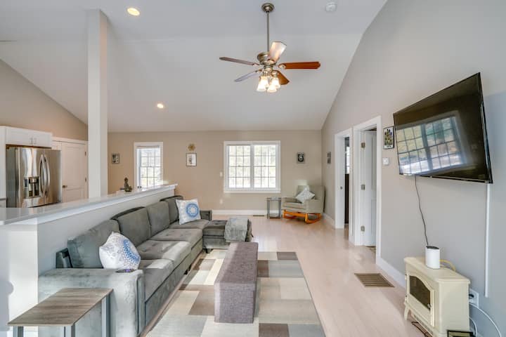 6 Mi To Tanglewood! High-end Lee Apartment - Lee, MA