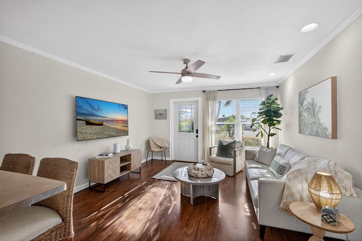 2br Single-level Home | Full Kitchen | Waterfront - Stuart, FL