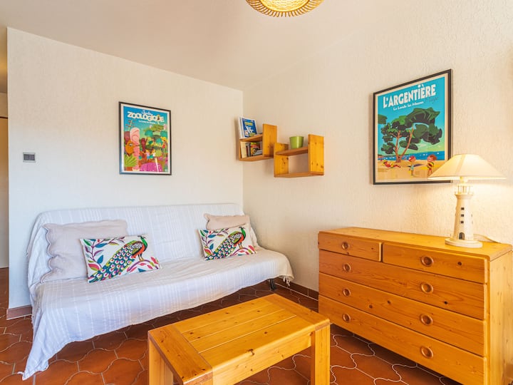 Adelaïde By Interhome - La Londe-les-Maures