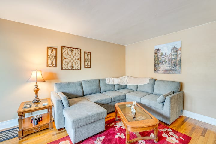 5 Mi To Dtwn Rockford: Pet-friendly Home W/ Yard! - Rockford, IL