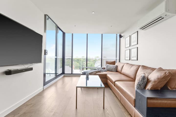 Central Oakleigh 2br Apartment W Parking - Notting Hill