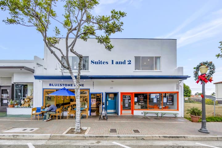 On Avenida Del Mar- 10 Minute Walk To Beach! - San Clemente, CA