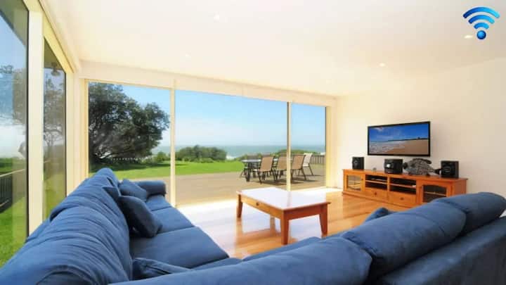 Pacific Views — Stay 3 Pay 2 - Greenwell Point