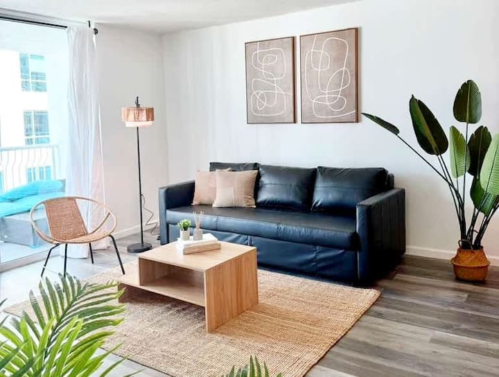 High Floor Condo W Amazing View - Miami